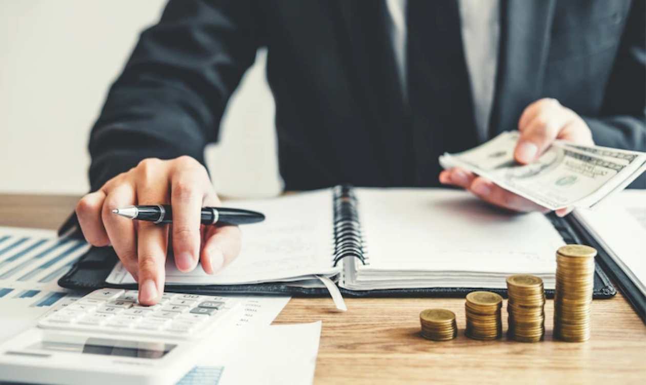 How to create an effective employee compensation plan | Systemart, LLC